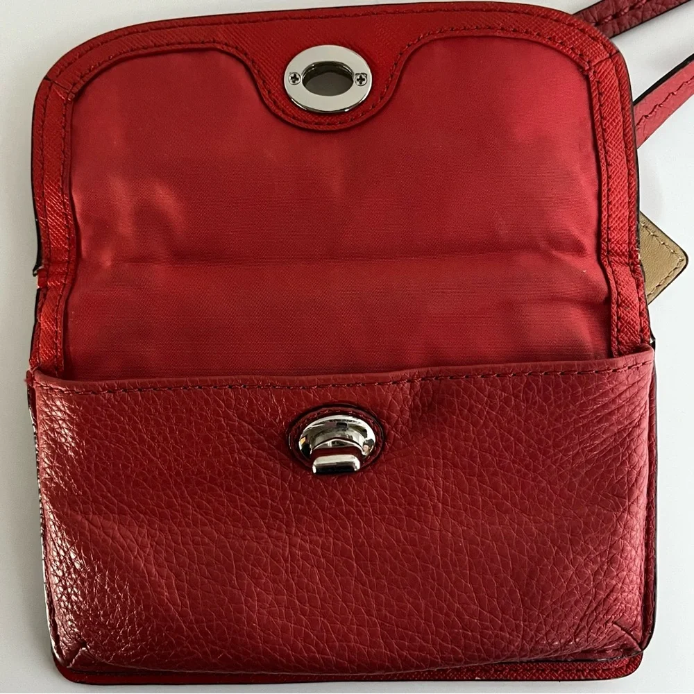 Coach | Bags | Coach Park Pebble Leather Dylan Crossbody Wallet Bag ...